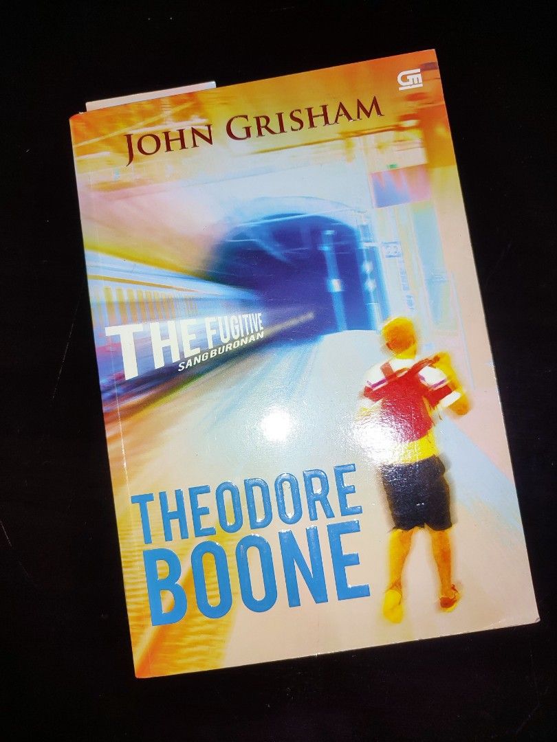 Theodore Boone Sang Buronan, Buku & Alat Tulis, Buku di Carousell
