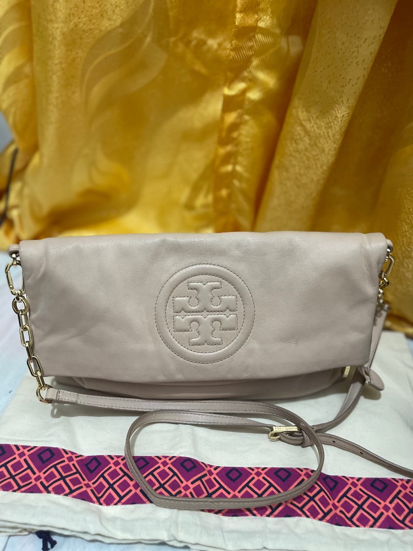 Tory Burch Sling/Flap, Luxury, Bags & Wallets on Carousell