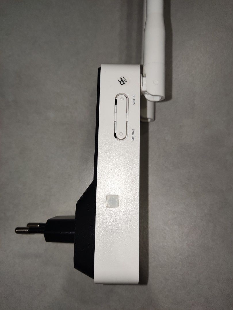 Toto Link Dual Band Wifi Range Extender, Computers & Tech, Parts ...