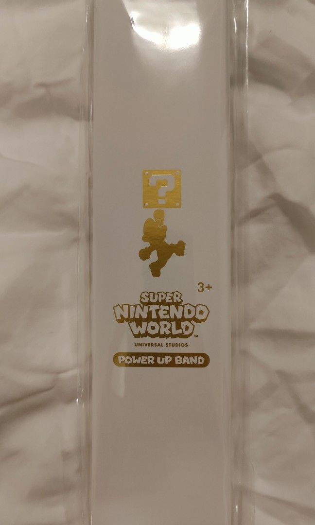 Universal Studios Super Nintendo Power-Up Band - Limited Gold Edition ...