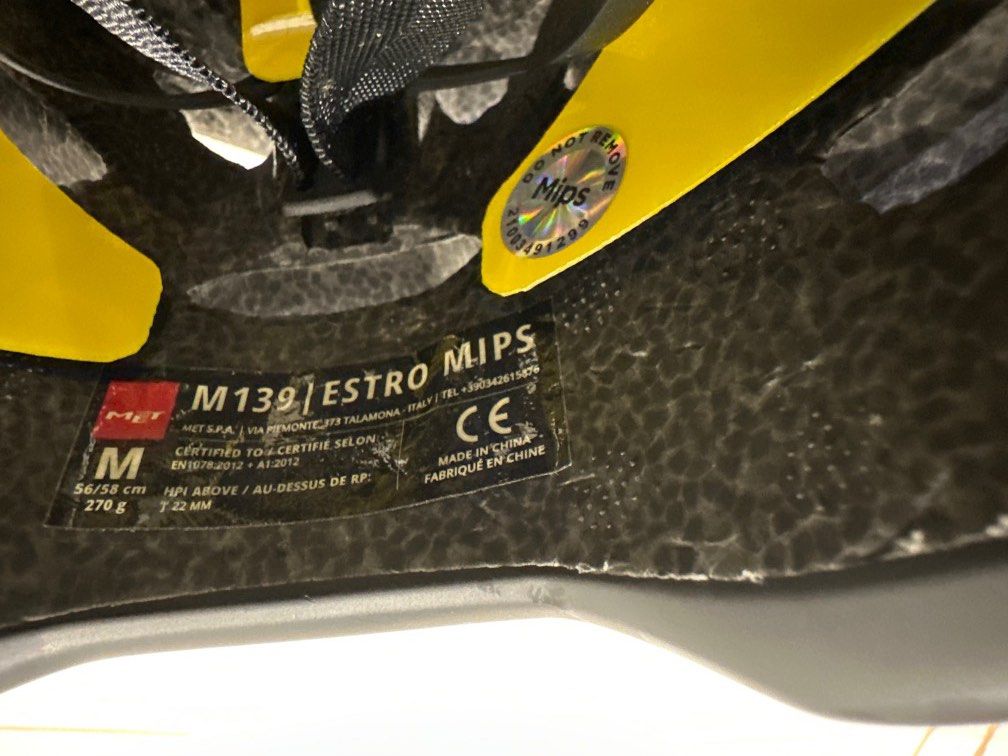 Used Met Estro MIPS helmet, Sports Equipment, Bicycles & Parts, Parts ...