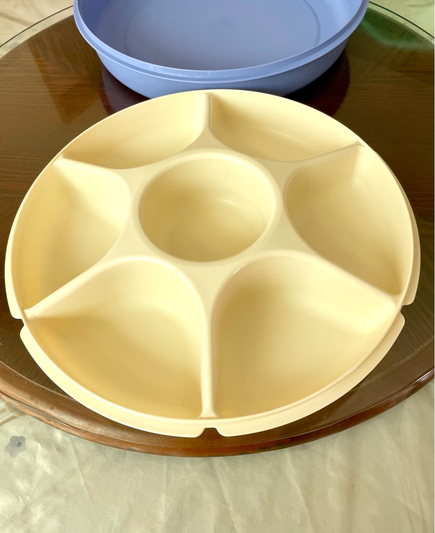 Vintage Tupperware veggie divider serving tray, Furniture & Home Living ...
