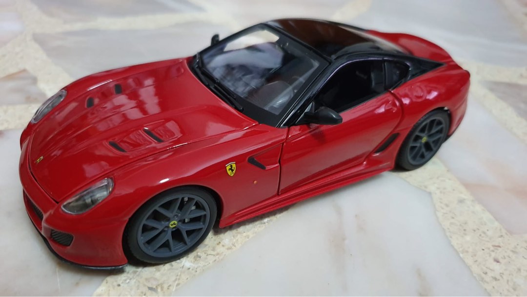 1/24 BBURAGO FERRARI 599 GTO, Hobbies & Toys, Toys & Games on Carousell