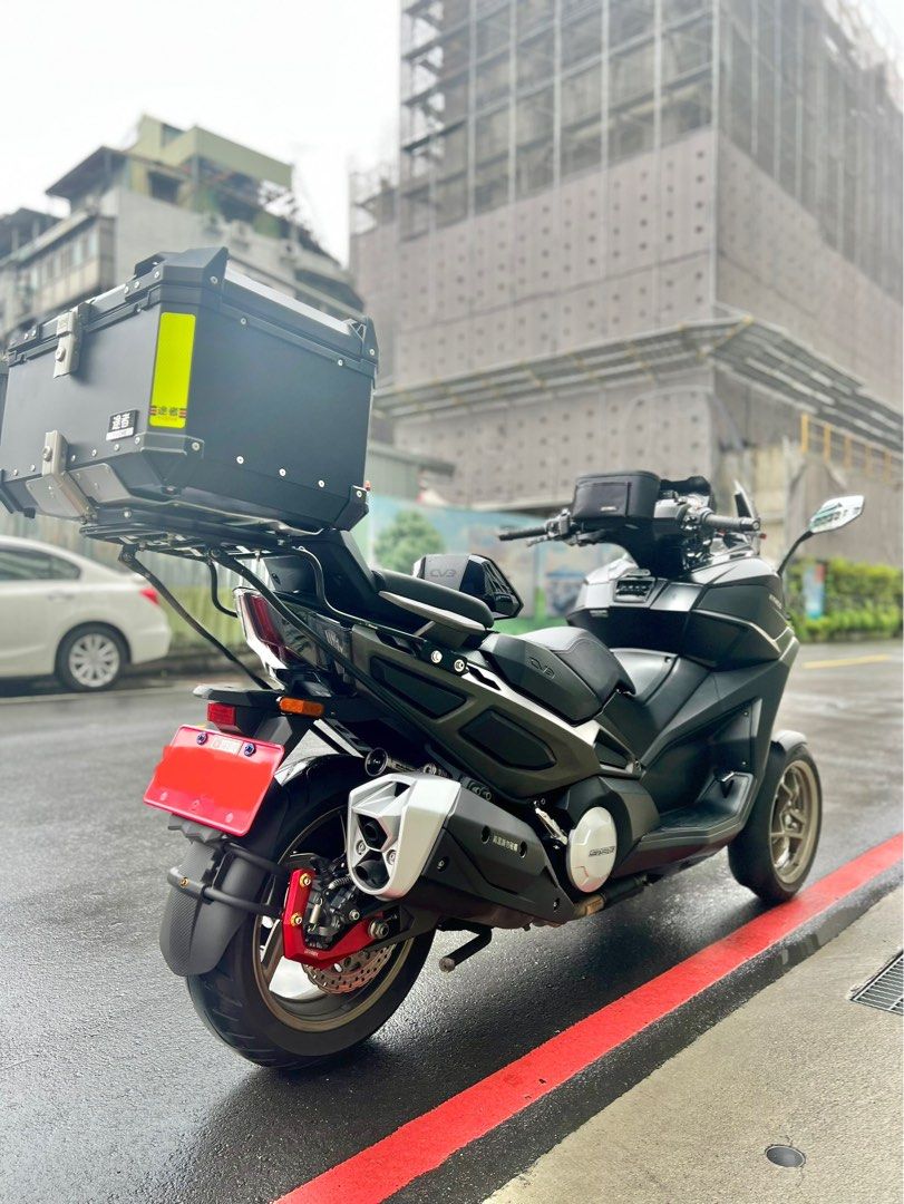2022年 Kymco AK550 CV3 ABS TCS 三輪, 機車, 重機在旋轉拍賣