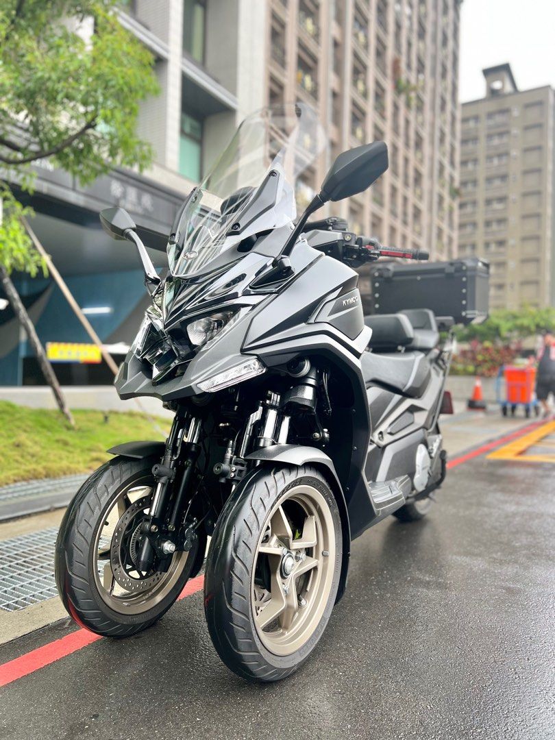 2022年 Kymco AK550 CV3 ABS TCS 三輪, 機車, 重機在旋轉拍賣