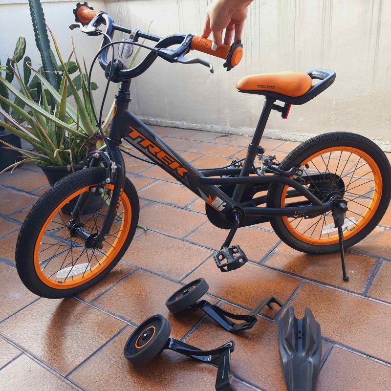 Authentic TREK JET 16 Orange Black Kids Bike Training, Sports Equipment ...