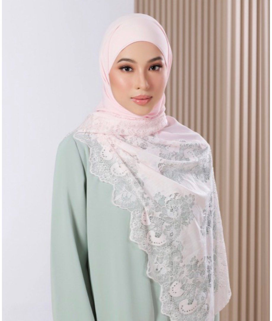 AMELEA LACE IN BABY PINK, Women's Fashion, Muslimah Fashion, Hijabs on ...