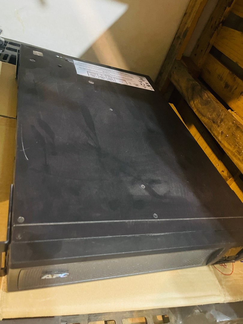 APC Smart-UPS (Schneider Electric), Computers & Tech, Office & Business ...