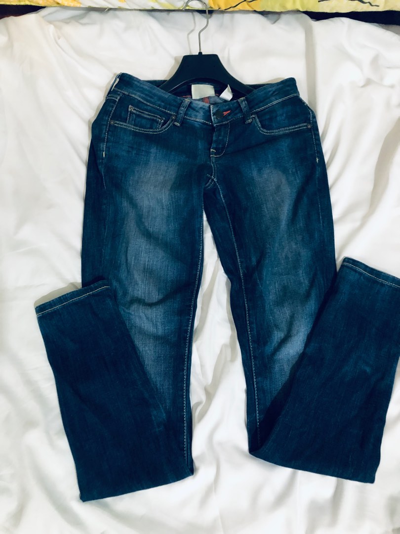 authentic Mango jeans, Women's Fashion, Bottoms, Jeans on Carousell