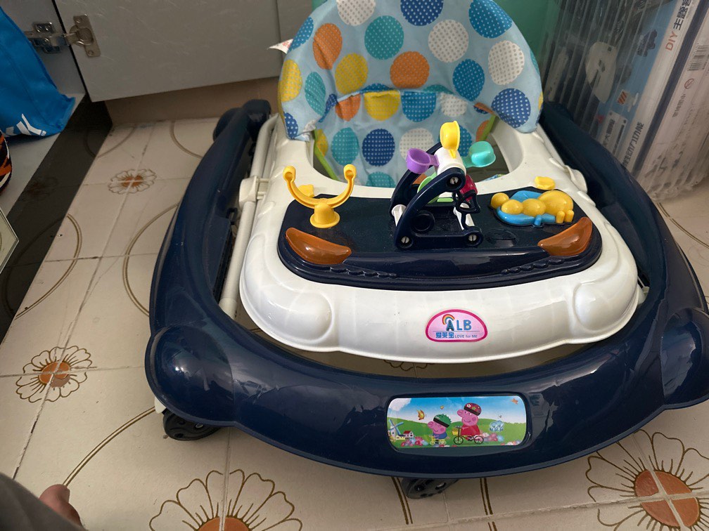 Baby waker with Chinese songs, Babies & Kids, Infant Playtime on Carousell