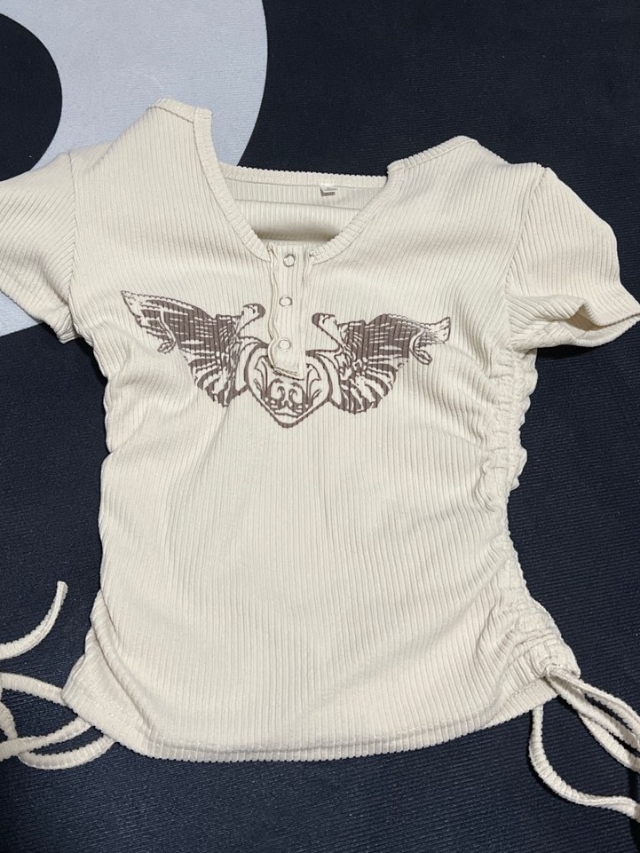 Beige Y2K top, adjustable lengths., Women's Fashion, Tops, Shirts on ...