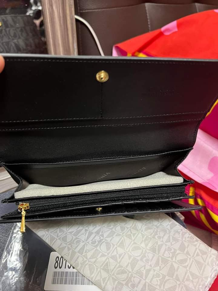 Bonia authentic wallet, Luxury, Bags & Wallets on Carousell