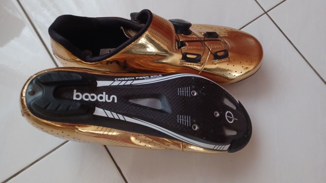Boodun 2020 Gold Road Cycling Shoes, Sports Equipment, Bicycles & Parts, Bicycles on Carousell