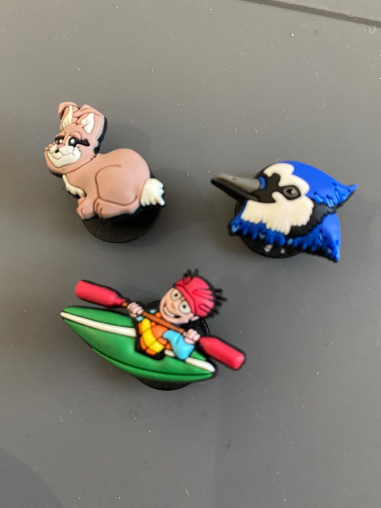 (FINAL PRICE!) Bundle of 3 character Jibbitz for Crocs, Men's Fashion ...