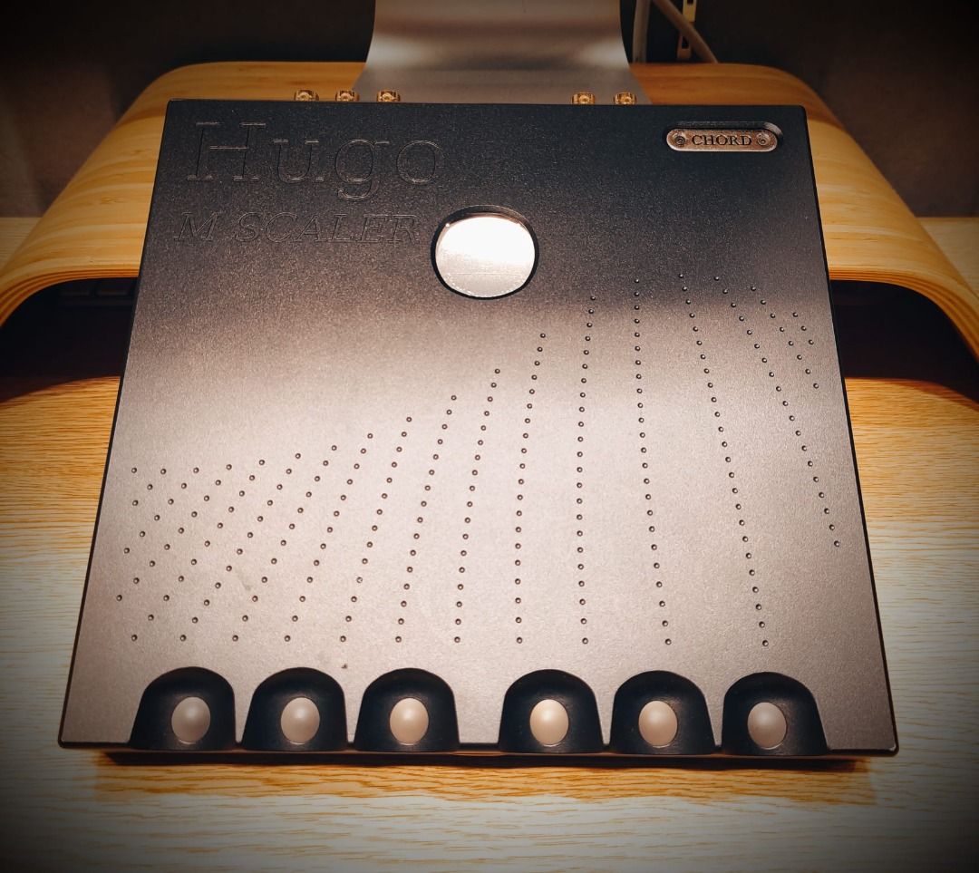 Chord Hugo TT2 + Chord Hugo M Scaler BUNDLE CLEARANCE (TT 2 MSCALER DAC ...