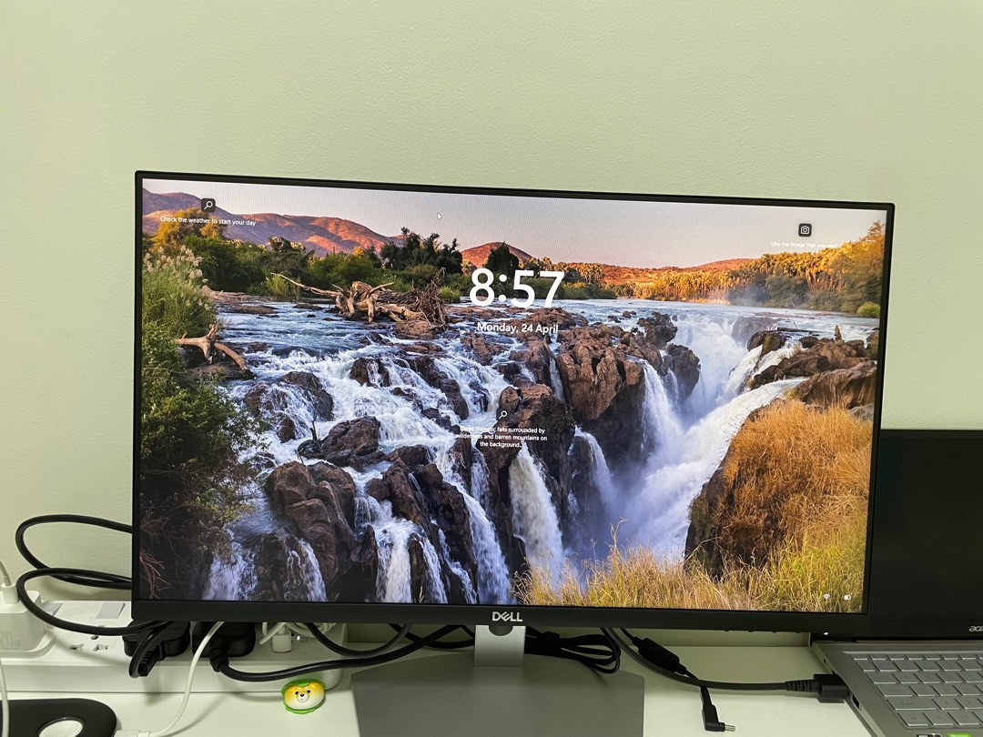 Dell 24 Inch Monitor, Computers & Tech, Parts & Accessories, Monitor ...
