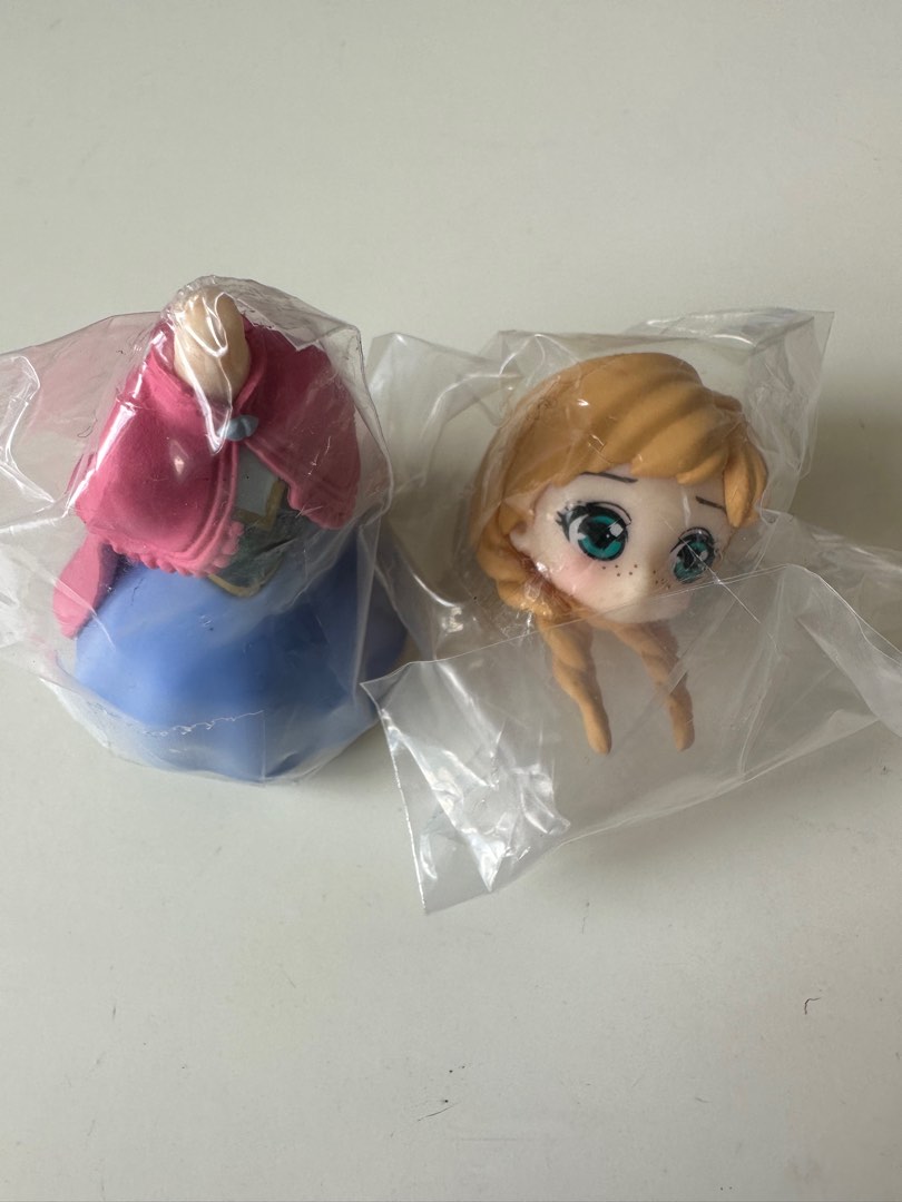 Disney Frozen Anna Figurine, Hobbies & Toys, Memorabilia & Collectibles ...