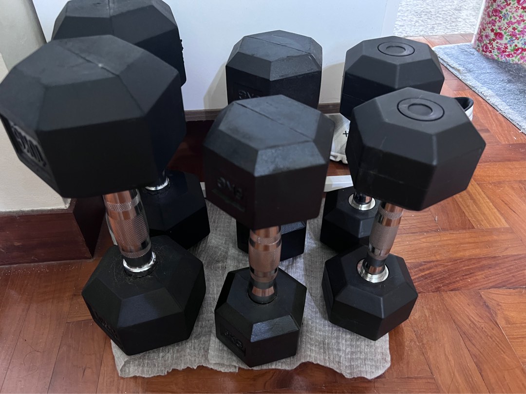 Dumbbell (10kg*2, 5kg*2,2.5kg*2), Sports Equipment, Exercise & Fitness, Weights & Dumbbells on ...