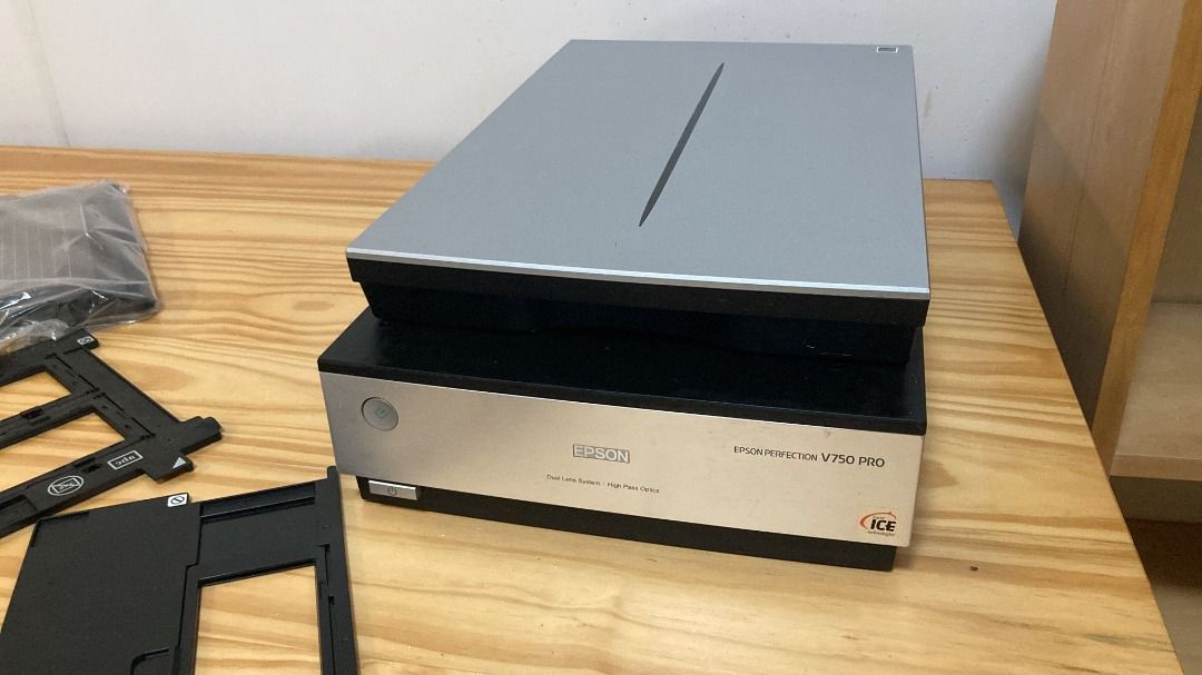 Epson perfection V750 PRO negative scanner, Computers & Tech, Printers ...