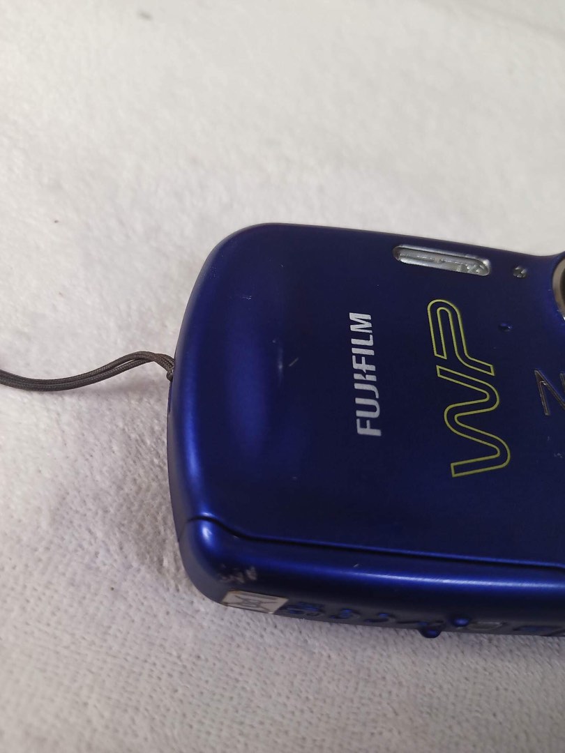 RUSH SALE!! Fujifilm Finepix Z33WP Waterproof, Photography, Cameras on Carousell