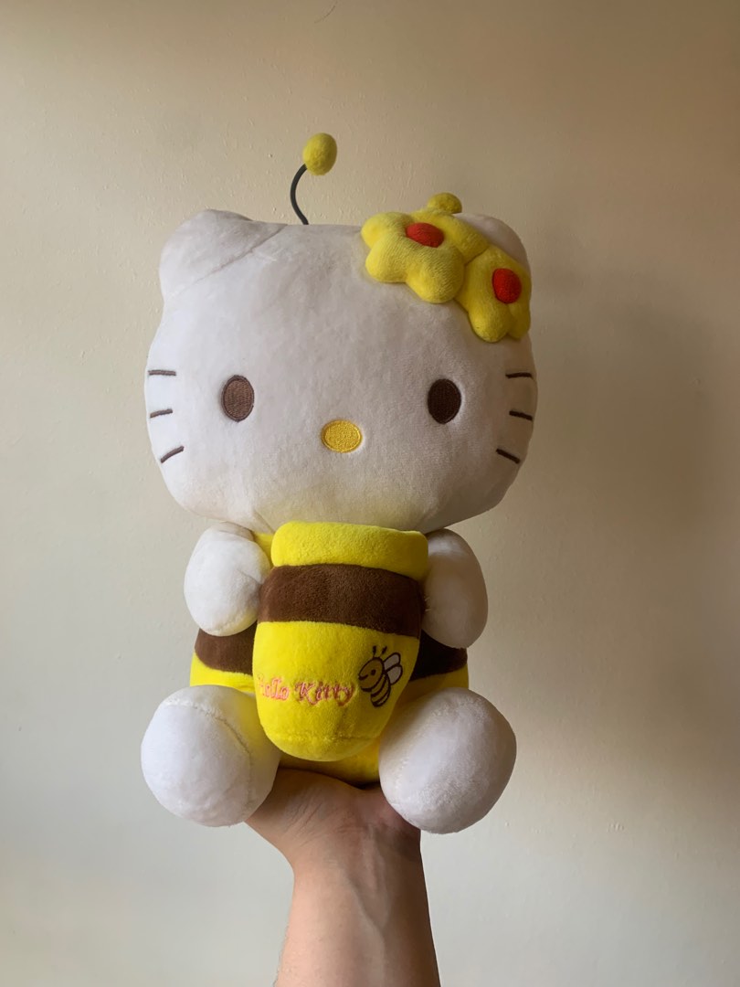 Hello Kitty Yellow Bee Honey Jar Big Plush, Hobbies & Toys, Toys ...
