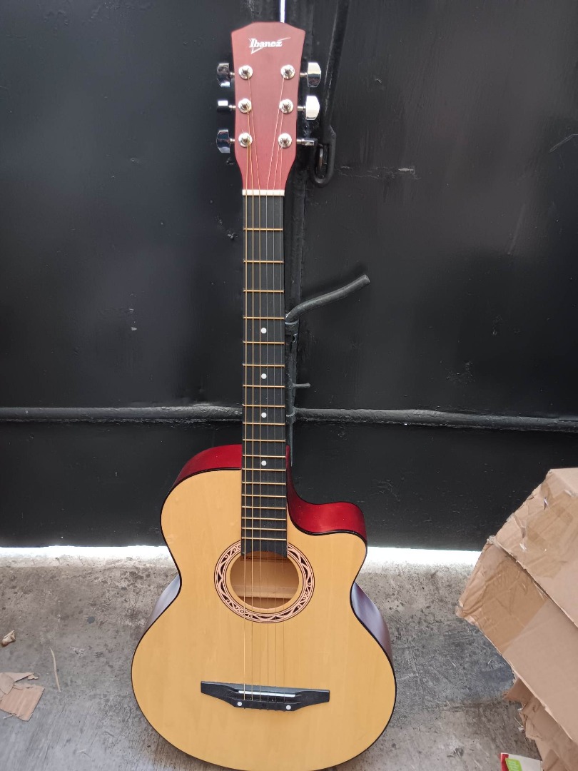 Ibanez acoustic guitar ordinary natural, Hobbies & Toys, Music & Media ...