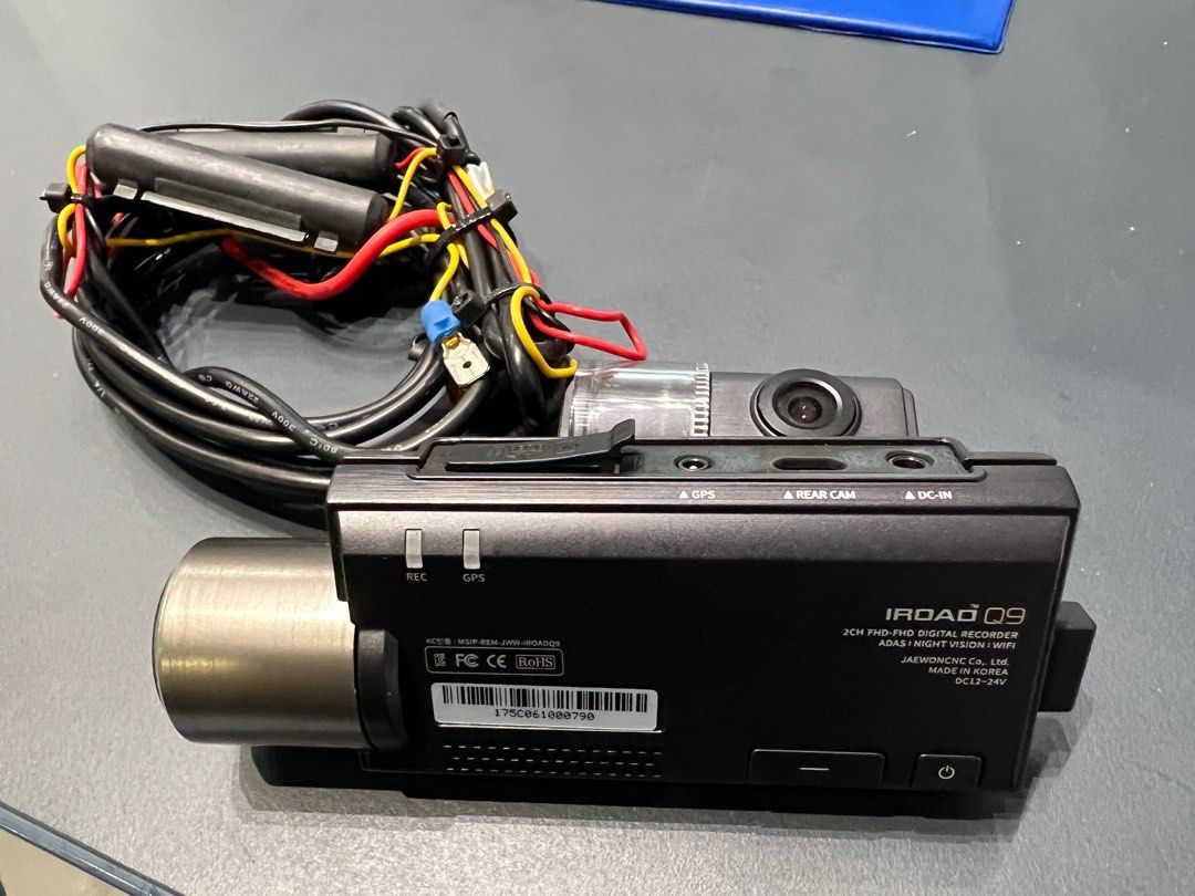 IROAD Q9 front & rear cam, Car Accessories, Accessories on Carousell