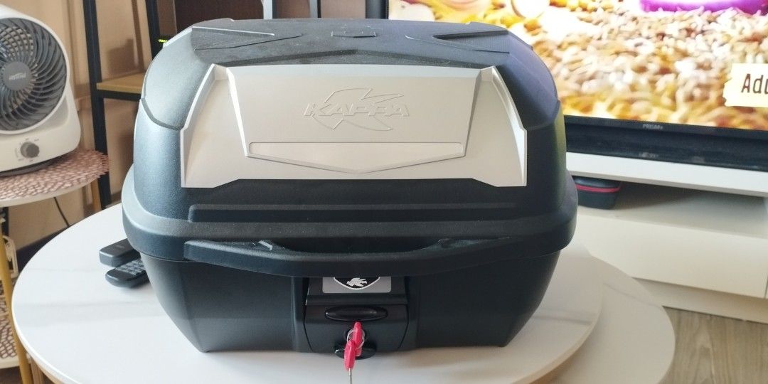 Kappa Topbox 43L and base plate, Motorcycles, Motorcycle Accessories on ...