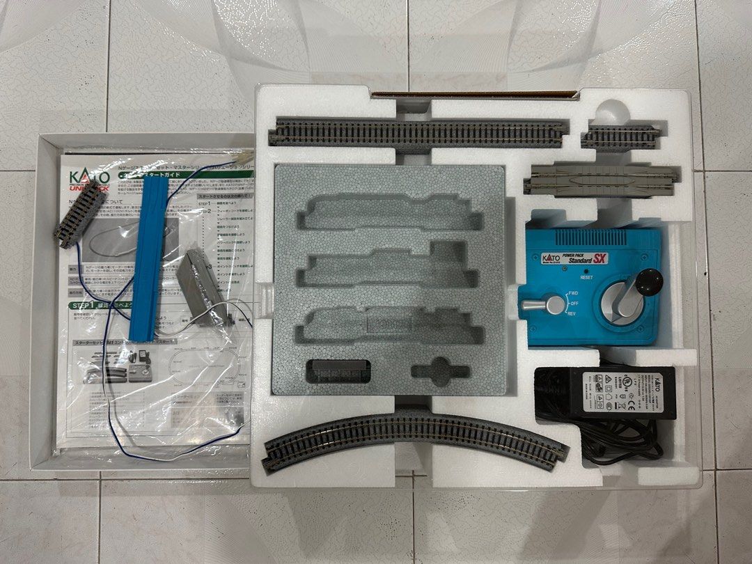 Kato train Set V1 (not train included), Hobbies & Toys, Toys & Games on ...