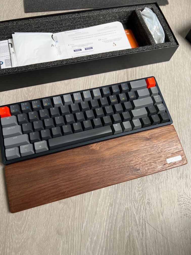Keychron K6 with Keychron Arm Rest, Computers & Tech, Parts ...