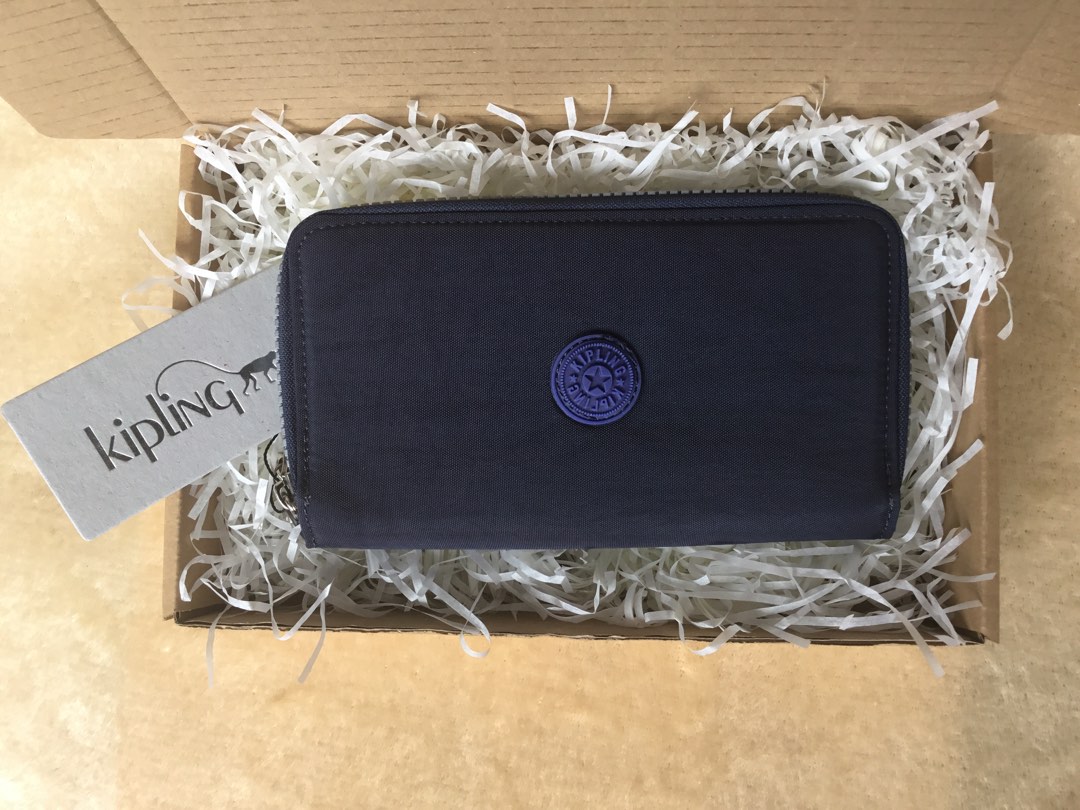 Kipling Wallet on Carousell