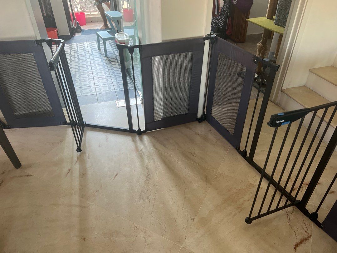 Lindam modular child safety gate, Babies & Kids, Baby Nursery & Kids ...