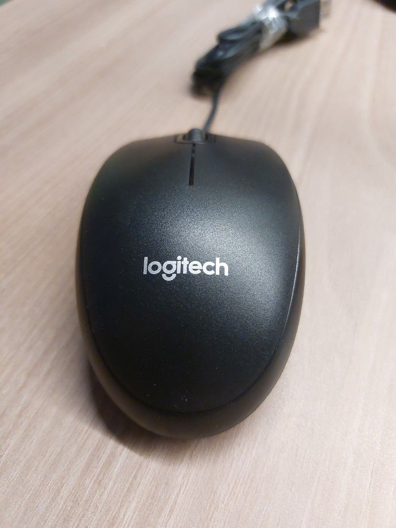 Logitech Mouse Computers And Tech Parts And Accessories Mouse And Mousepads On Carousell