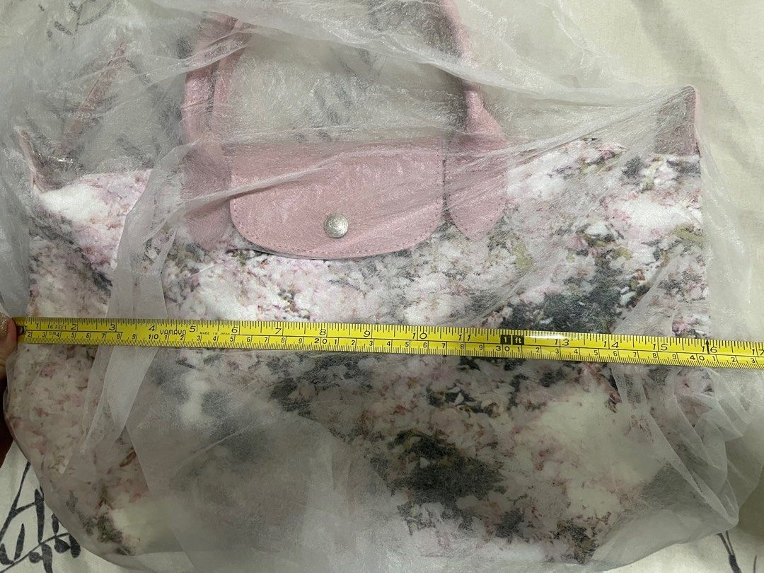 Japan Longchamp Japan Sakura medium sling bag, Women's Fashion, Bags ...