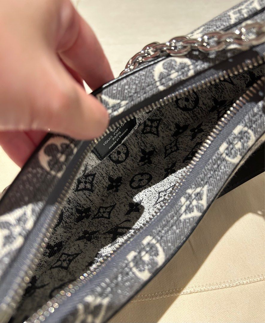 Louis Vuitton LV loop bag (limited edition), Women's Fashion, Bags ...