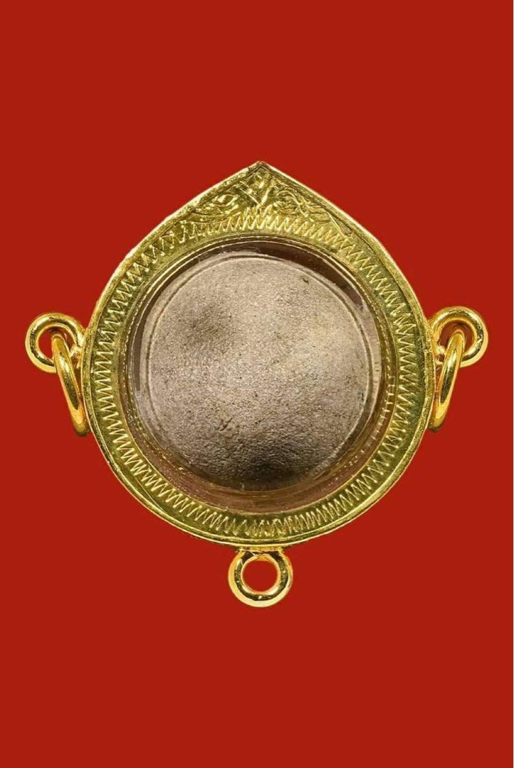 Lp Kong loop om Wat Bangkapom, Hobbies & Toys, Memorabilia & Collectibles, Religious Items on ...