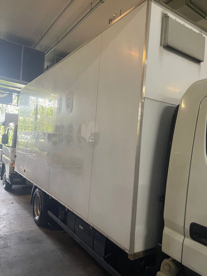 Mitsubishi canter 14ft, Cars, Commercial Vehicles, Rentals on Carousell
