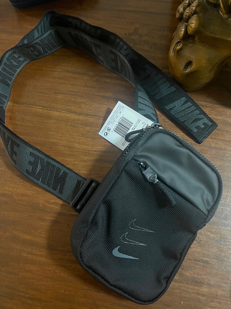 Nike 1L Mini Sling, Men's Fashion, Bags, Belt bags, Clutches and ...