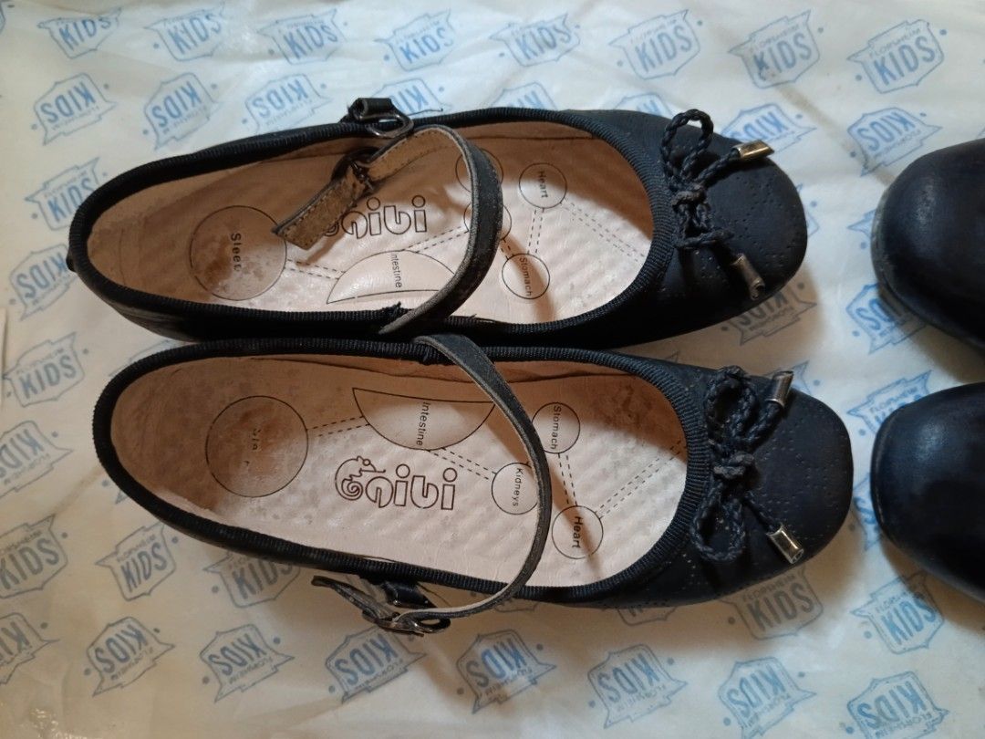 outgrown School shoes take all, Babies & Kids, Babies & Kids Fashion on ...