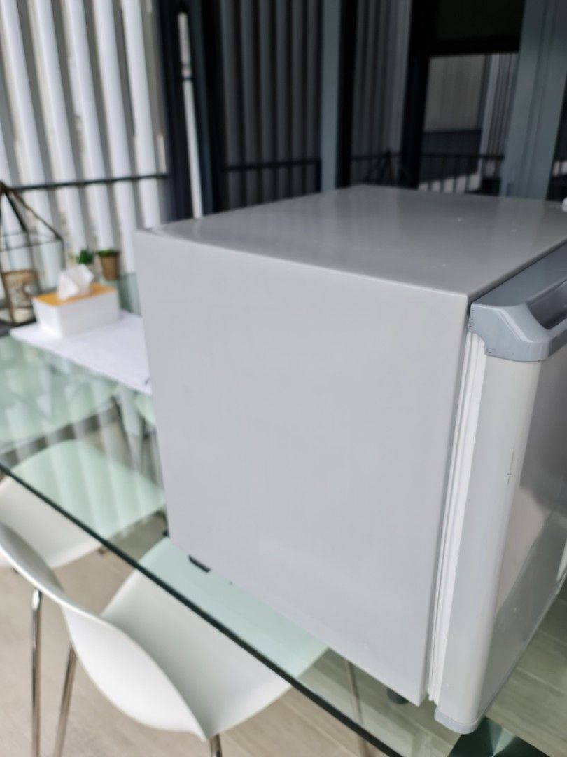 Panasonic mini fridge, TV & Home Appliances, Kitchen Appliances ...
