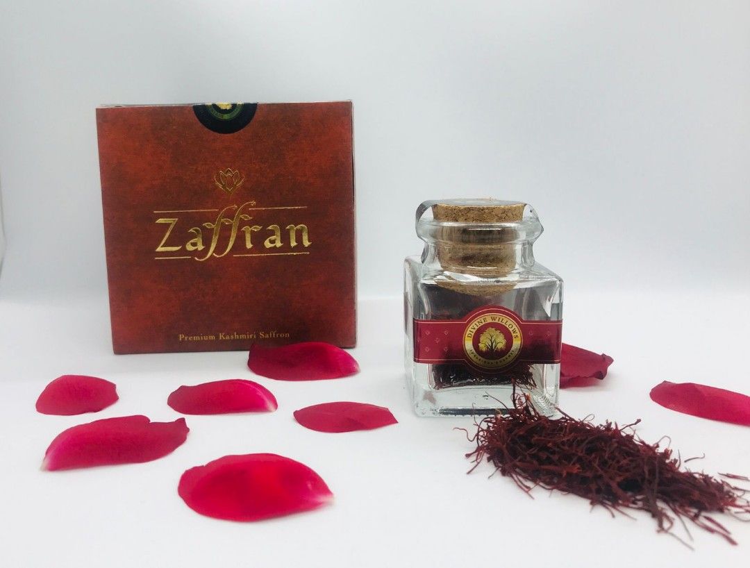 Premium Kashmiri Saffron|2 gm| Zaffran, Food & Drinks, Spice ...