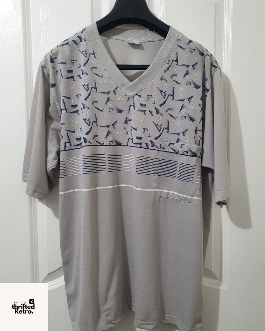 Pre-Owned Clothes, Men's Fashion, Tops & Sets, Tshirts & Polo Shirts on ...
