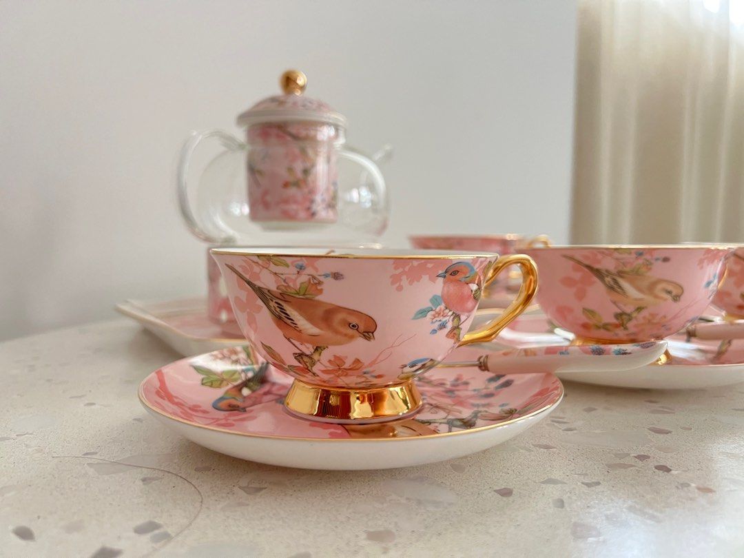 Pretty in Pink Tea Set (Bird), Furniture & Home Living, Kitchenware ...