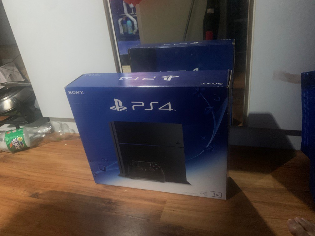 ps4 w 3 controllers 1 game, Video Gaming, Video Game Consoles ...