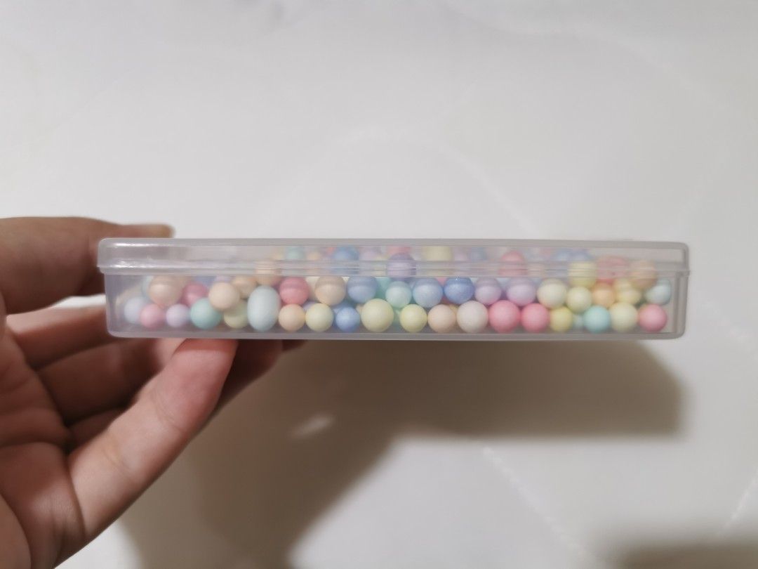 Rainbow foam balls with transparent box, Hobbies & Toys, Stationery ...