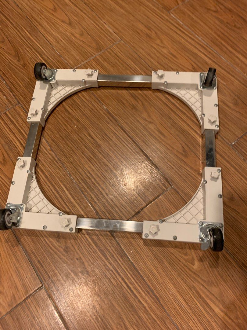 Expandable Ref roller stand 1.10 inches by 1.10 inches to 2.4x2.4inches ...