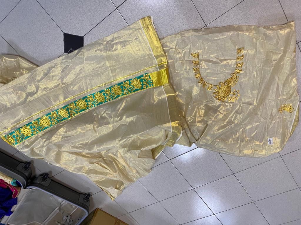 Seemati Golden saree, Women's Fashion, Dresses & Sets, Traditional ...