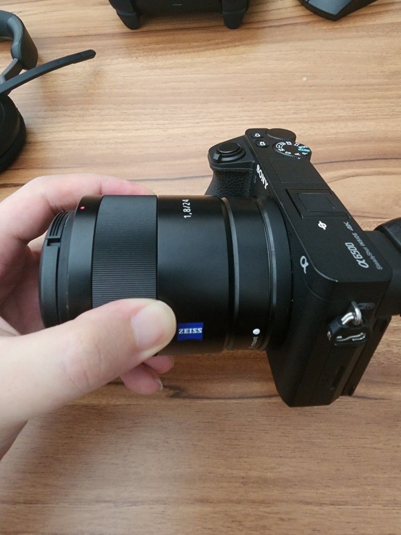 Sony 6500 with additional lens, Photography, Cameras on Carousell