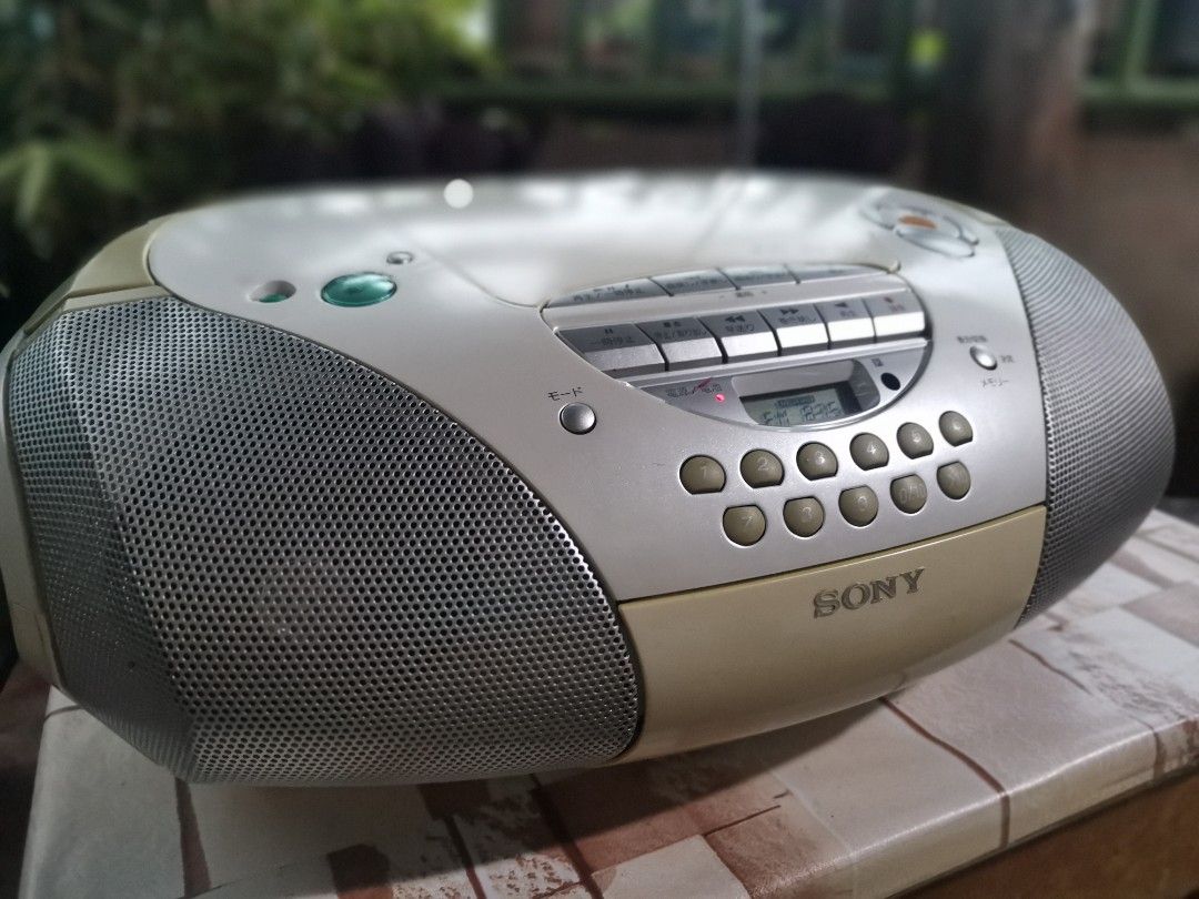 Sony CFD-S300 on Carousell