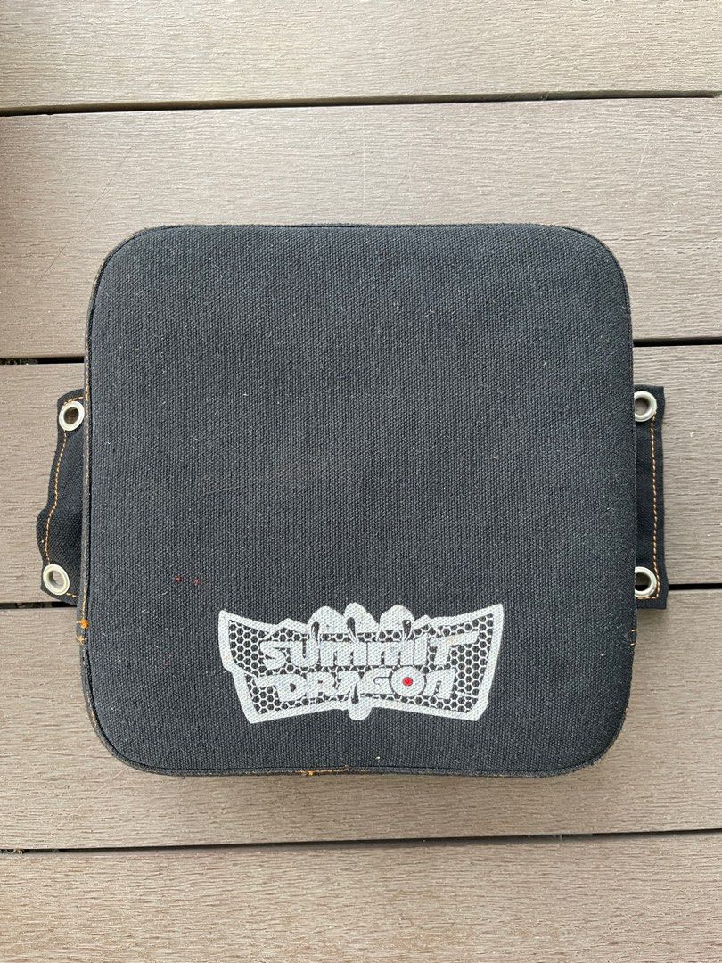 Summit Dragon Wall-mount Punch Pad, Sports Equipment, Exercise ...